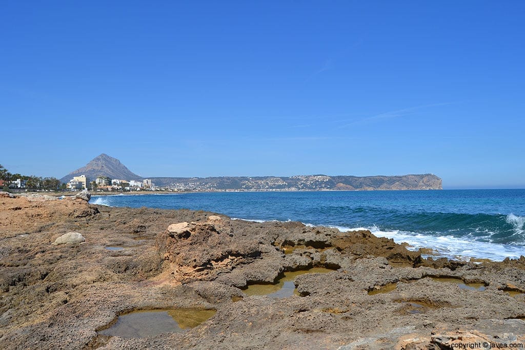 El Montgó desde el camino que lleva de una cala a otra - Jávea.com ...