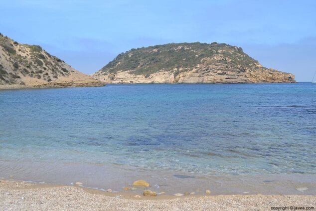Cala de la Barraca o Portitxol: vistas, particularidades y fotos
