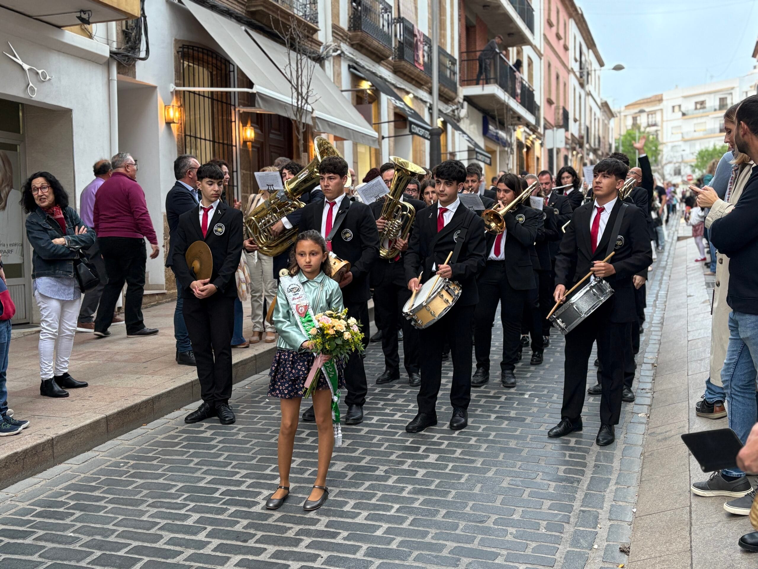 Offering of flowers to Jesus of Nazareth, Xàbia 2025 (15) - Jávea.com ...