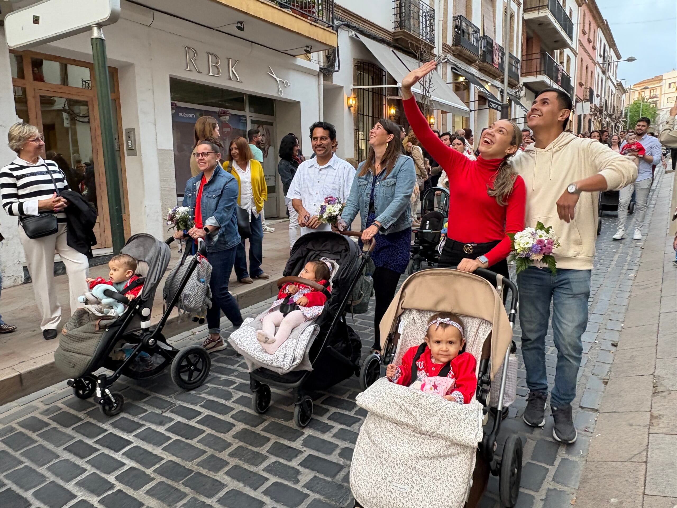 Offering of flowers to Jesus of Nazareth, Xàbia 2025 (2) - Jávea.com ...