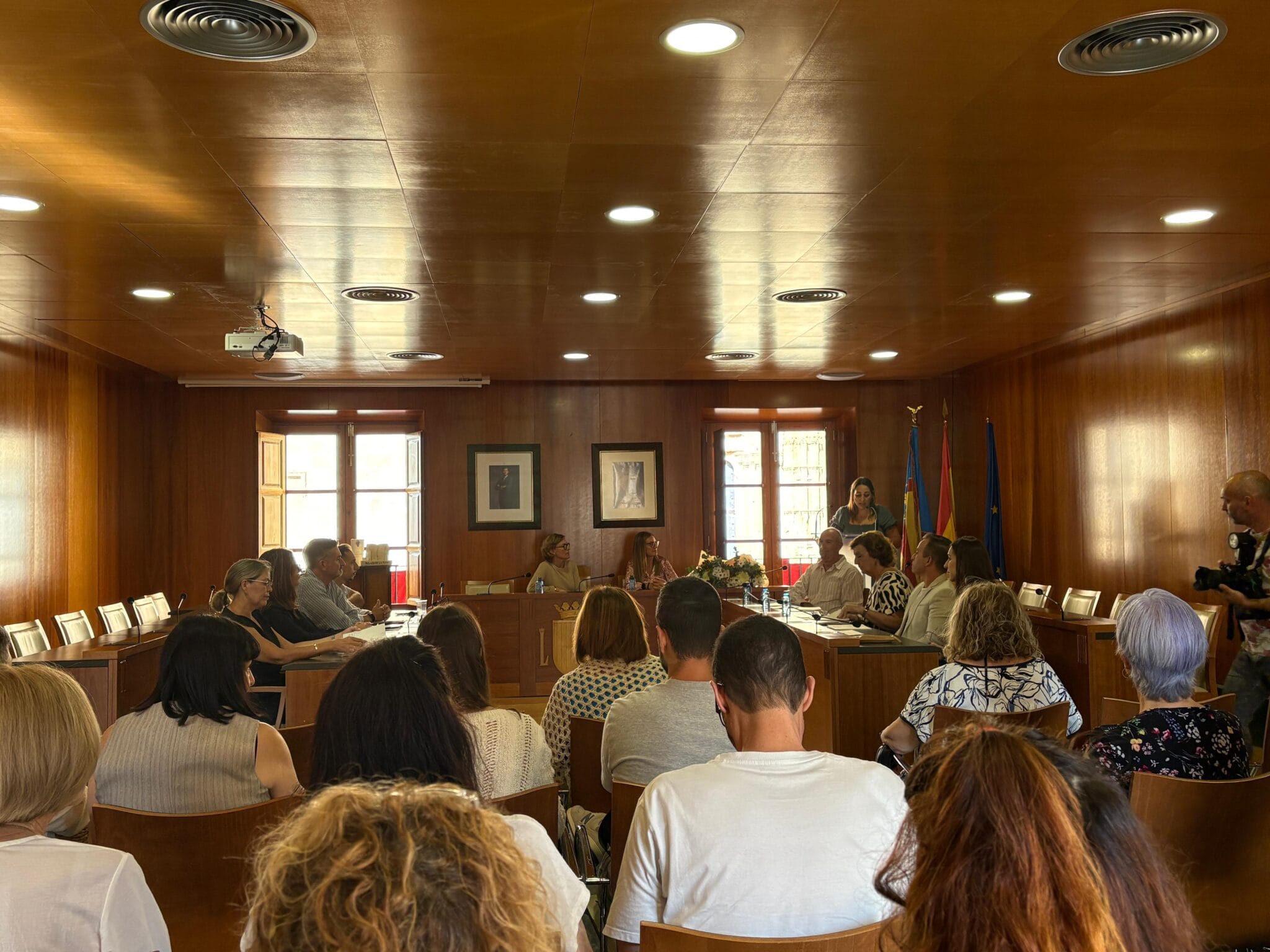 Entrega de premio de 'Relats de la terra' - Jávea.com | Xàbia.com